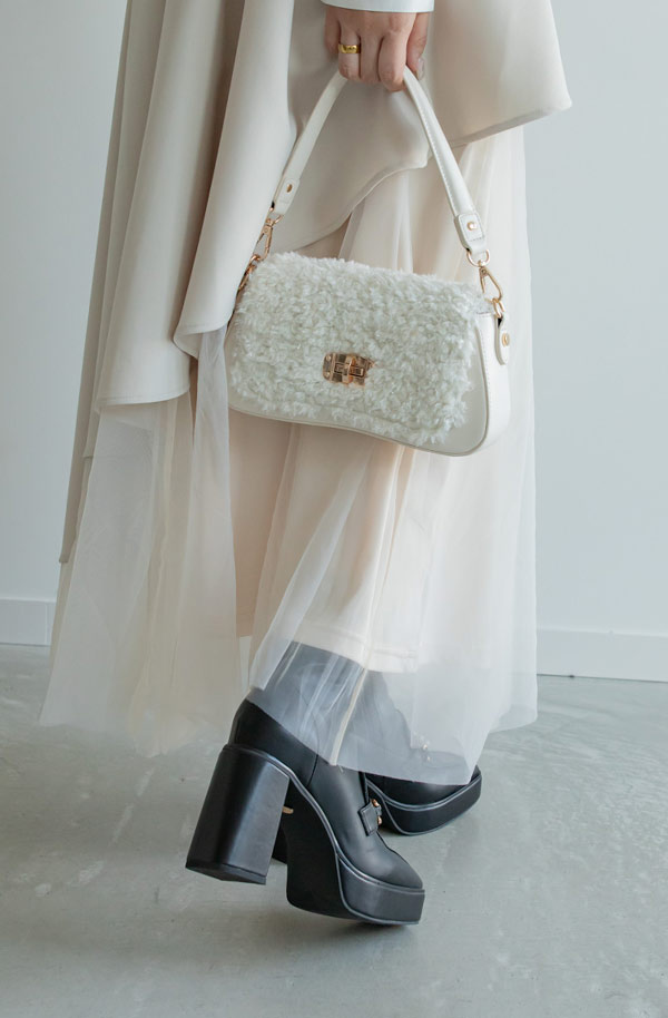 シューズレディース・パンプス・アパレルの通販 RANDA公式サイト